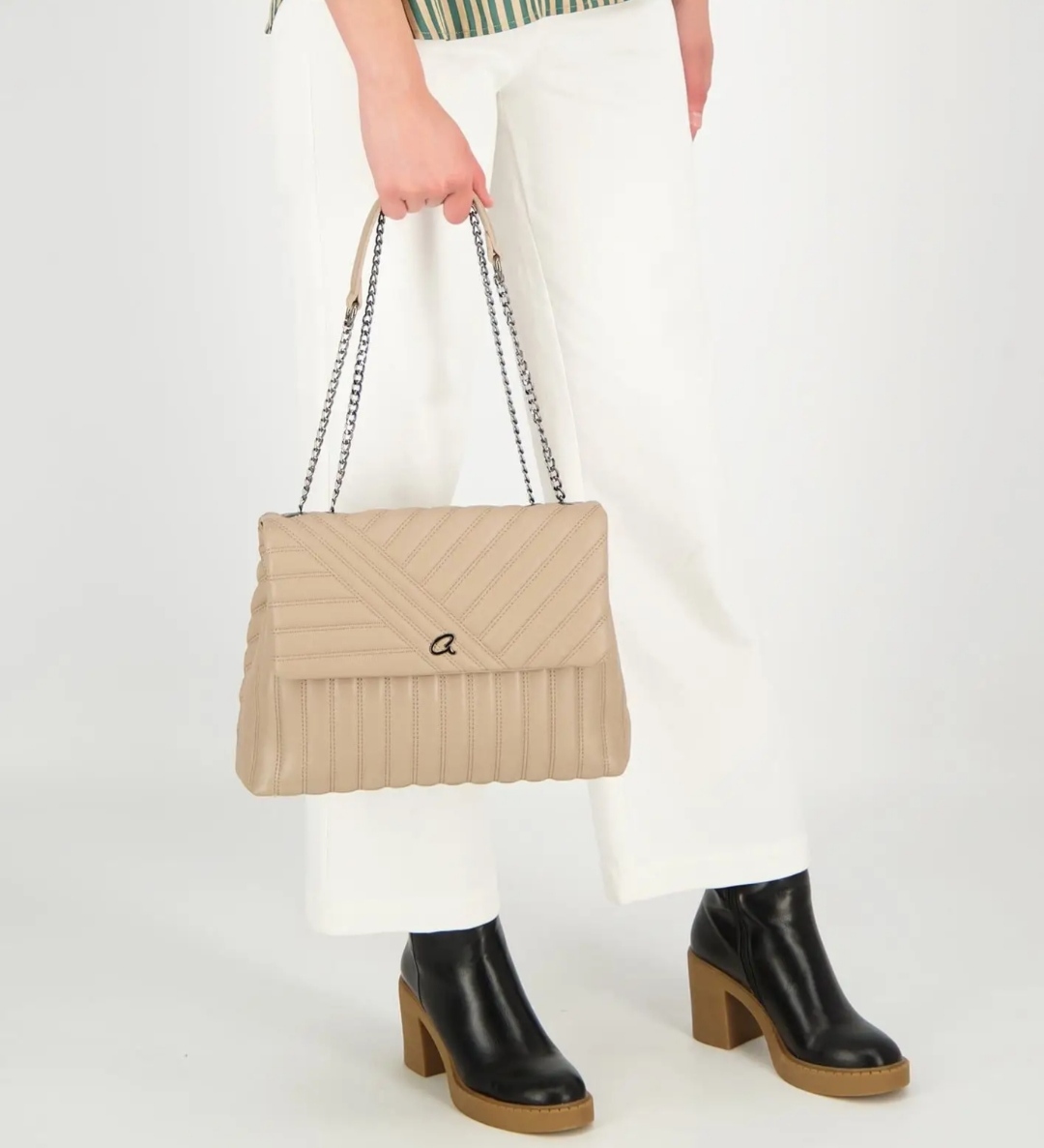 Style You | ΚΑΠΙΤΟΝΕ ΤΣΑΝΤΑ ΩΜΟΥ KINSLEY ΜΕ ΚΑΠΑΚΙ ΚΑΙ ΑΛΥΣΙΔΑ.