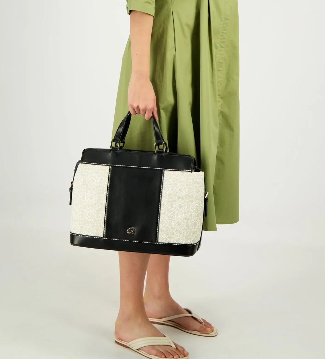 Style You | ΤΣΑΝΤΑ ΧΕΙΡΟΣ ΑΠΟ ΚΑΜΒΑ GRACELYN ΜΕ ΔΙΠΛΑ ΧΕΡΟΥΛΙΑ.